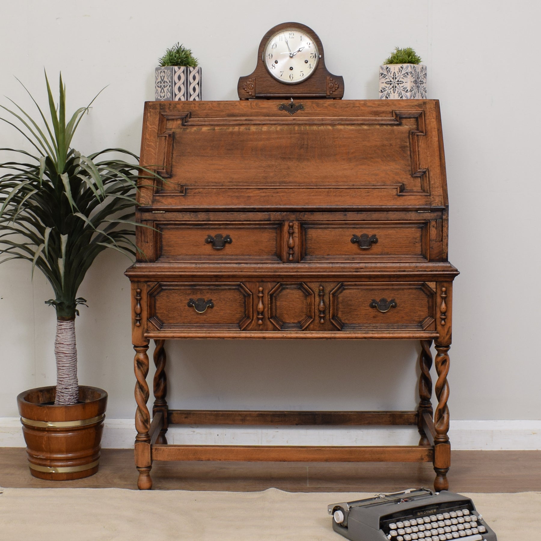Writing Bureaus – Betel Restored Furniture