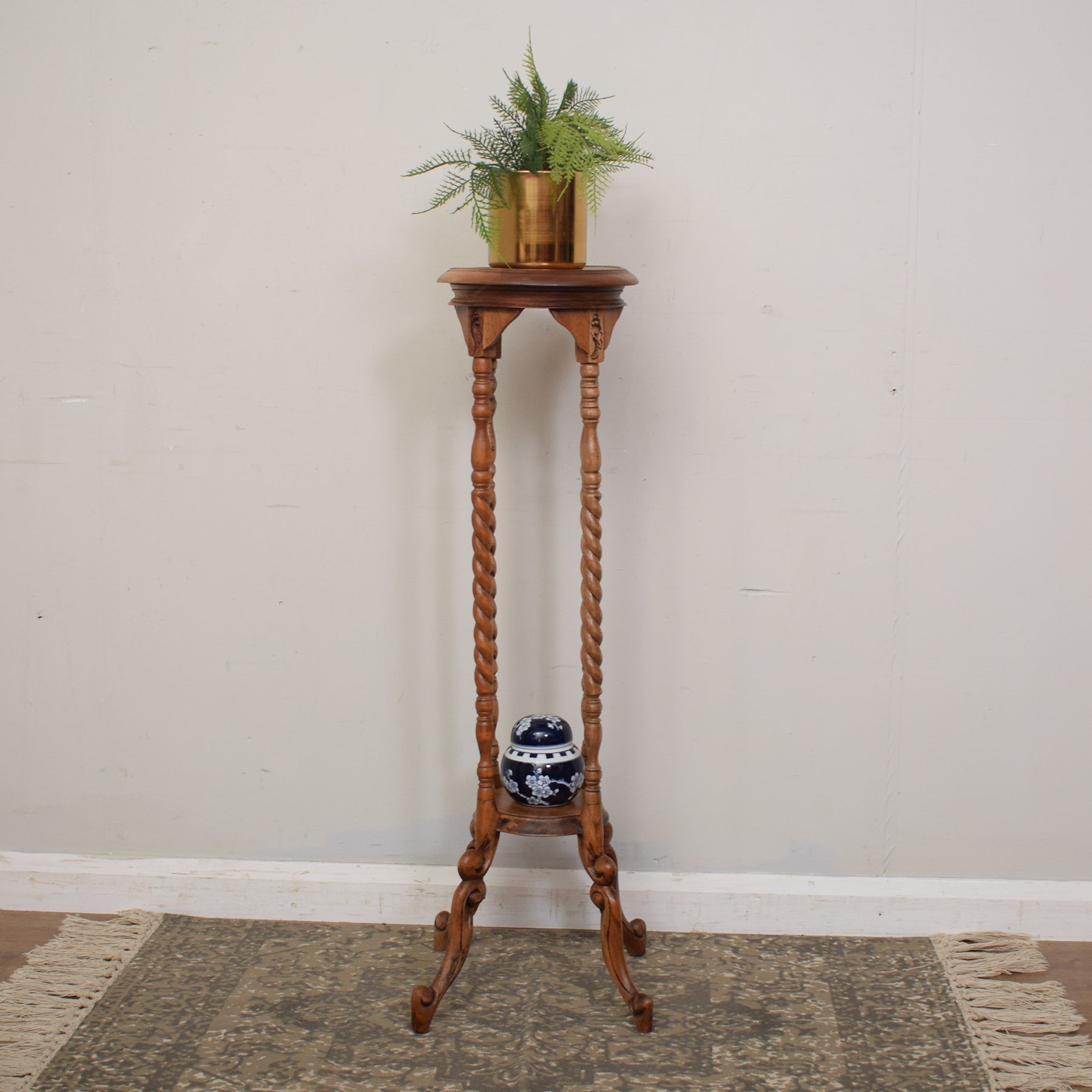 Hallway – Page 2 – Betel Restored Furniture