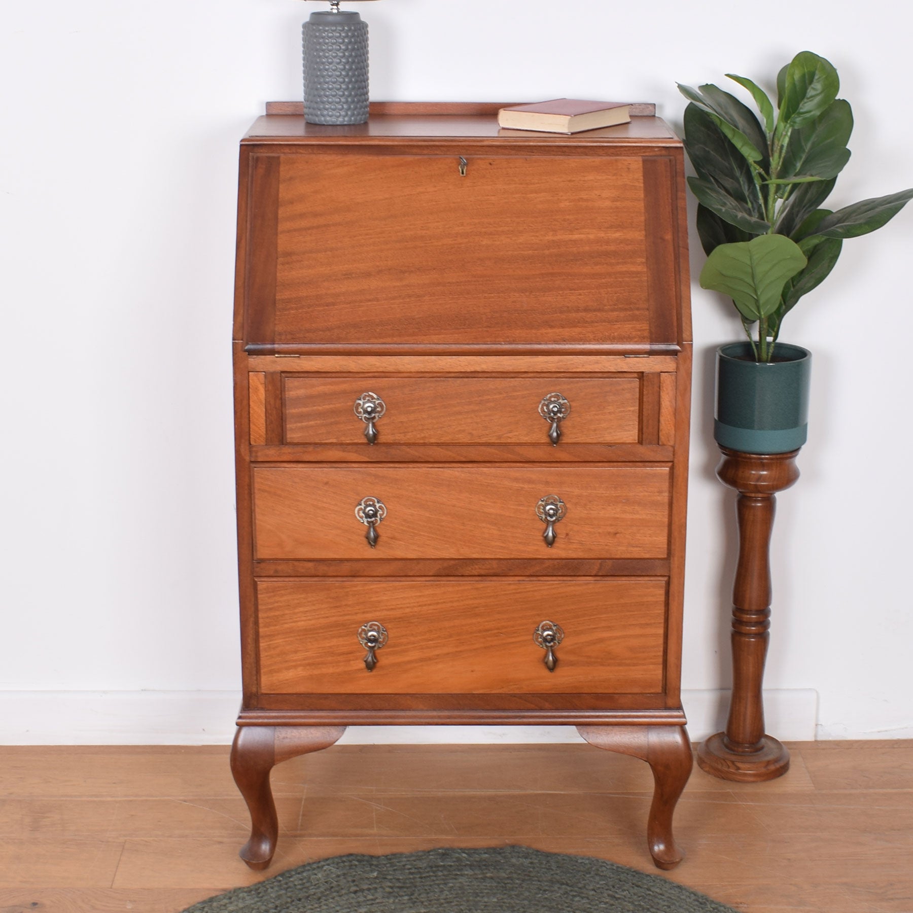 Writing Bureaus – Betel Restored Furniture